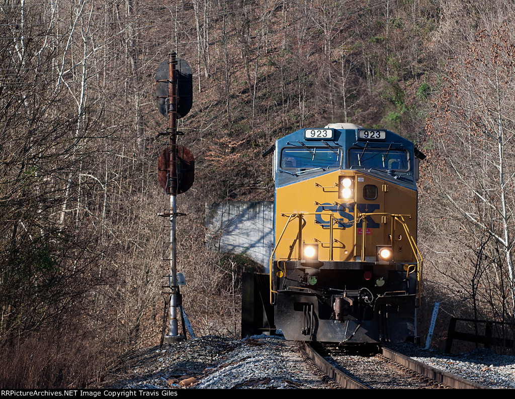 CSX 923